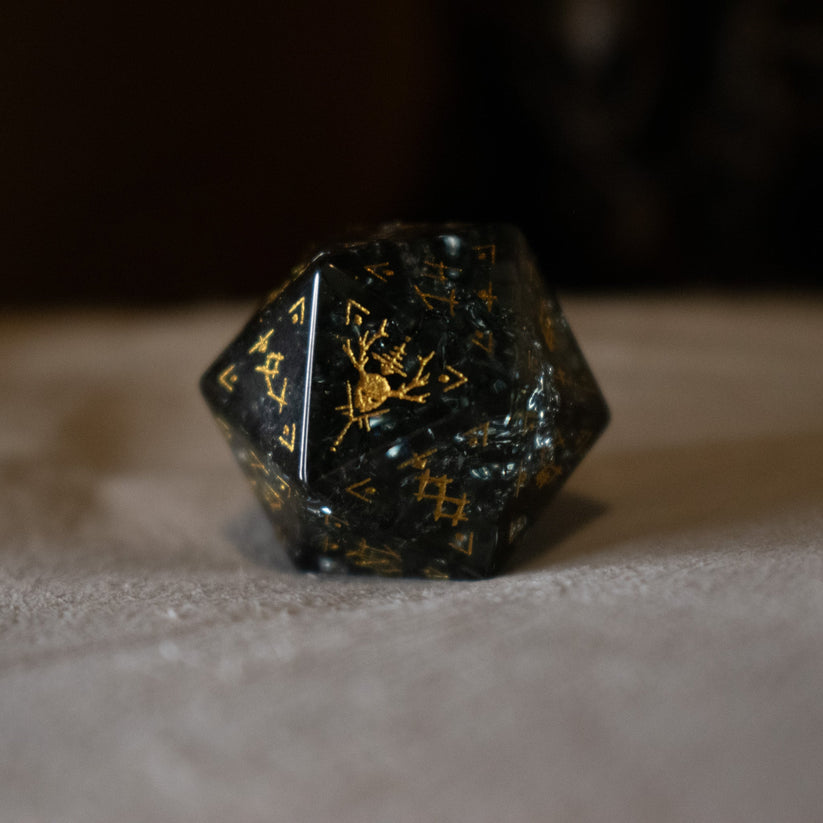 Wendigo Shattered Glass Dice Set – Talon & Claw